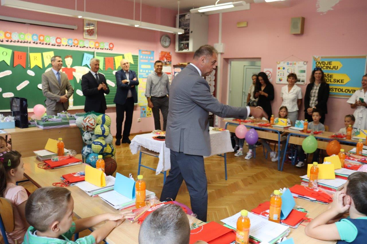 Obrovac: U novoj školskoj godini upisan jedan prvašić više nego lani ...