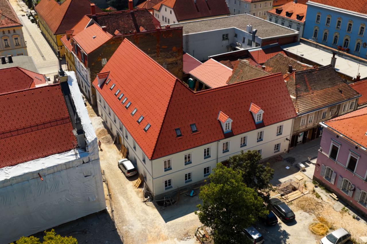 Karlovac: Pri kraju cjelovita i energetska obnova Male zgrade gradske ...