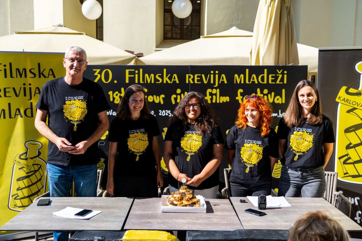 Karlovac u znaku filma - Počinju 20. Filmska revija mladeži i 18. Four ...